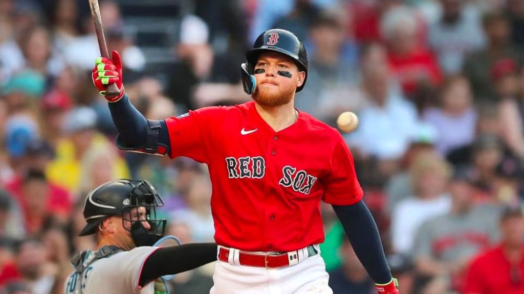 CHECKOUT: Fans Flabbergasted As OF Alex Verdugo Dons New Look To Fit ...